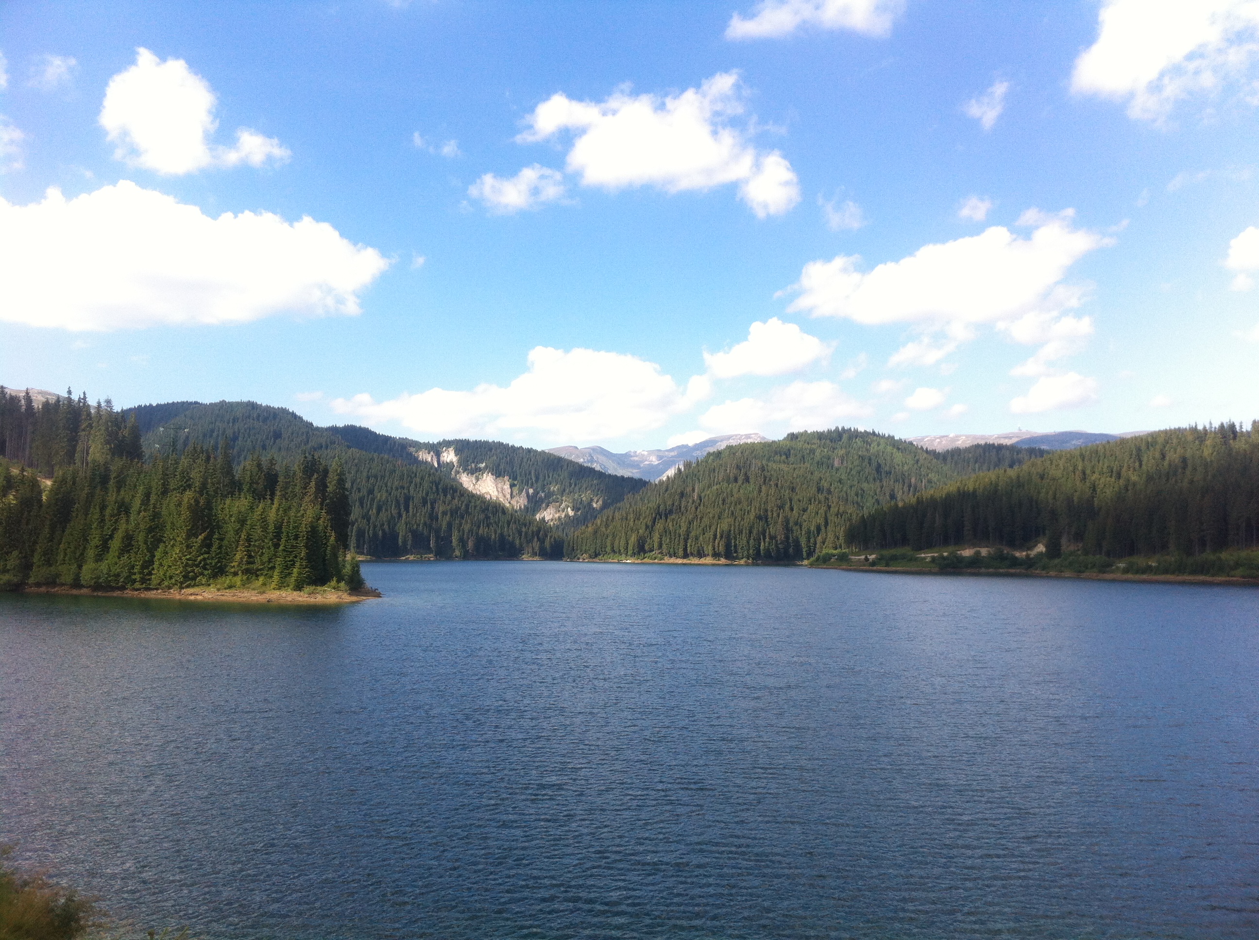 [Romania] Zanoaga Gorges and The Bolboci Lake – The Chocolates Of Life